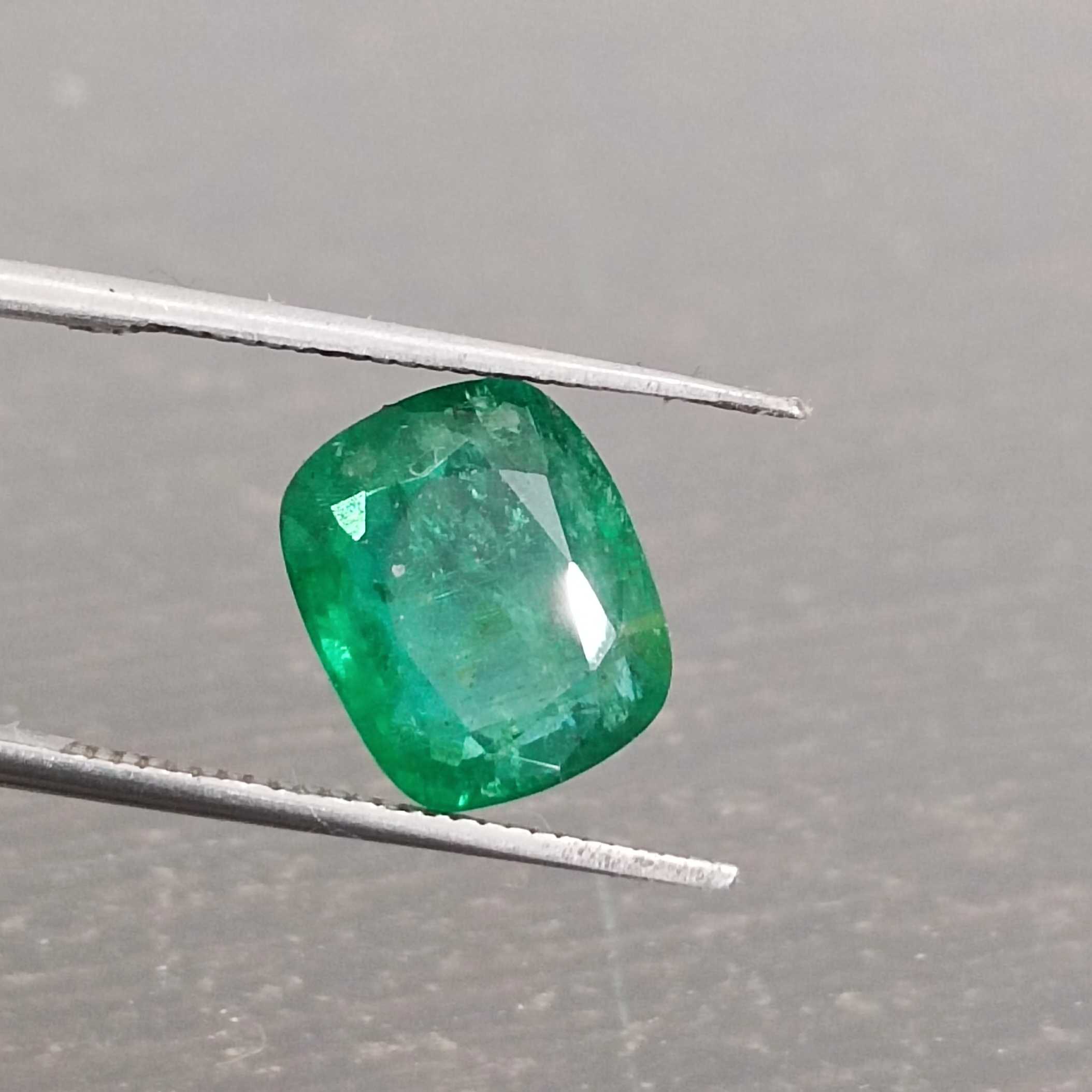 Size Chart for Melee Diamonds with MM Size - Ct Weight - Sieve Plate ...